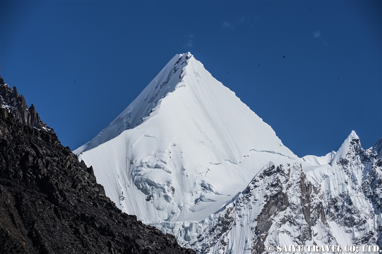 Staying in Concordia, surrounded by the high Peaks of the Karakorum: K2 ...