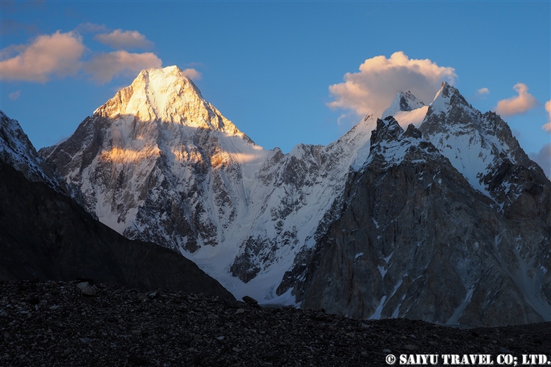 Staying in Concordia, surrounded by the high Peaks of the Karakorum: K2 ...