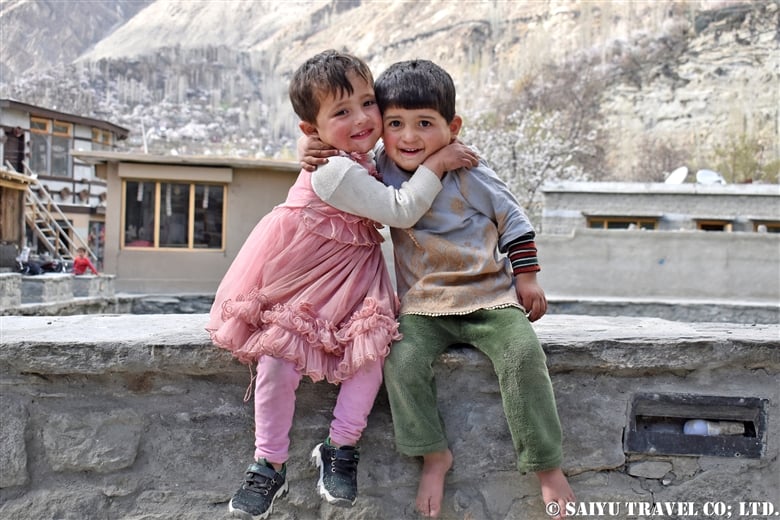 Hunza, “Shangri-la” surrounded by apricot blossoms – Re:Discover Pakistan